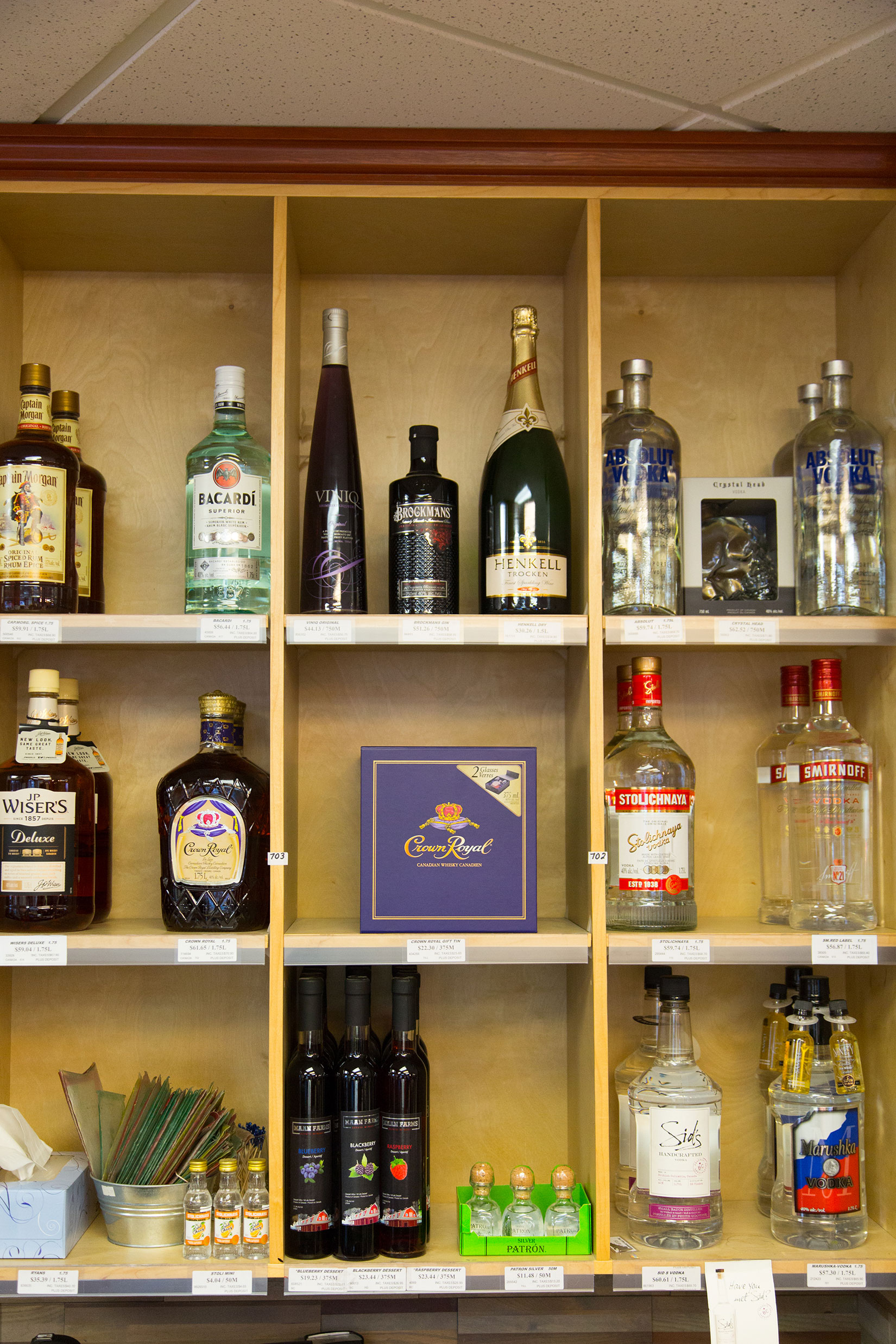 Gallery | Pub & Liquor Store In Mission